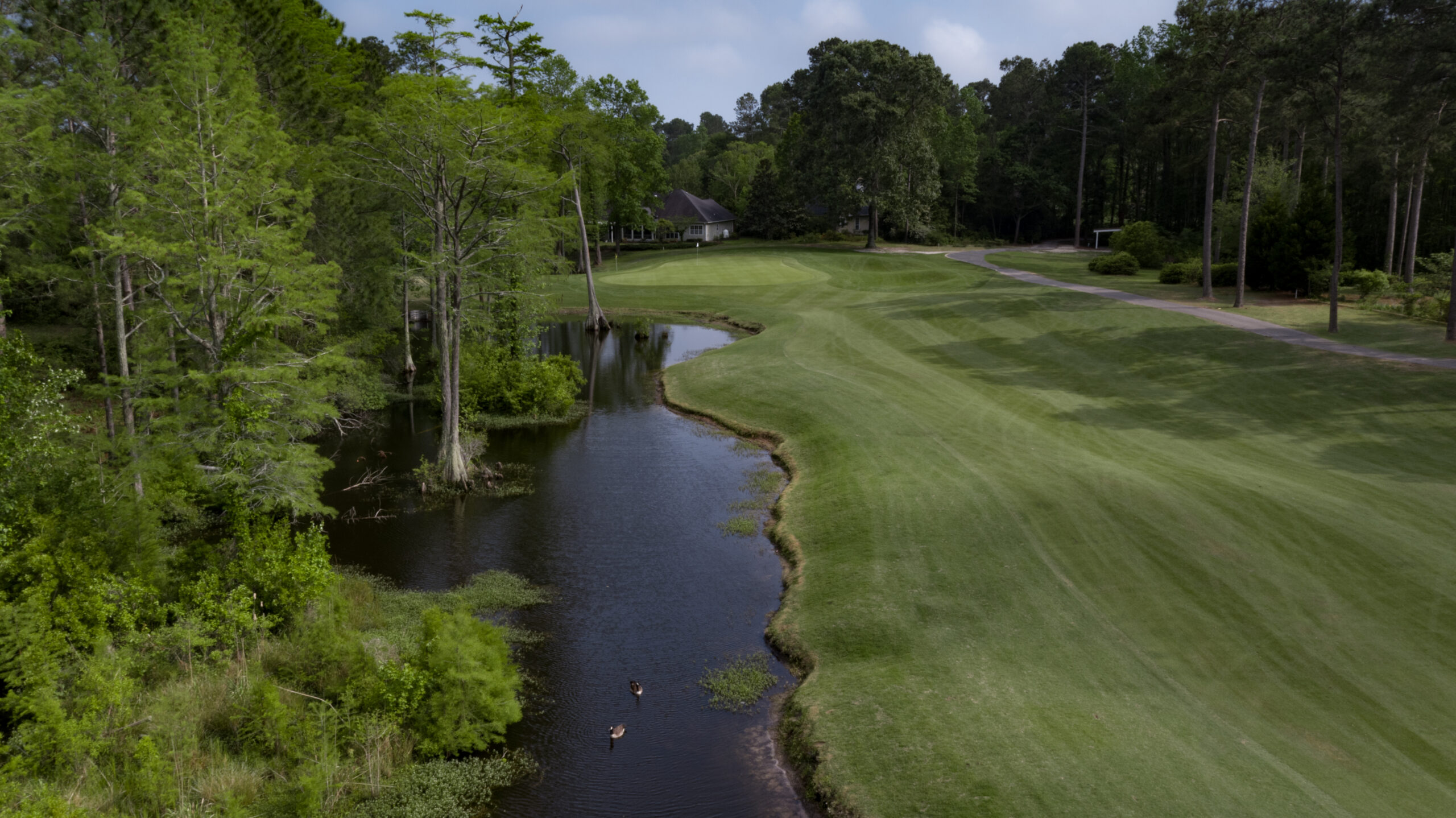 Yardage Book and Scorecard for River Hills Golf